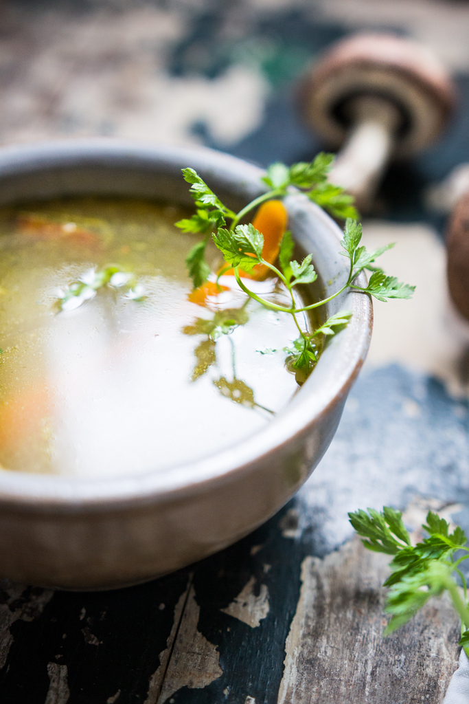 Bouillon Pho express et légumes-champignons-saucisse fumée poêlés ...